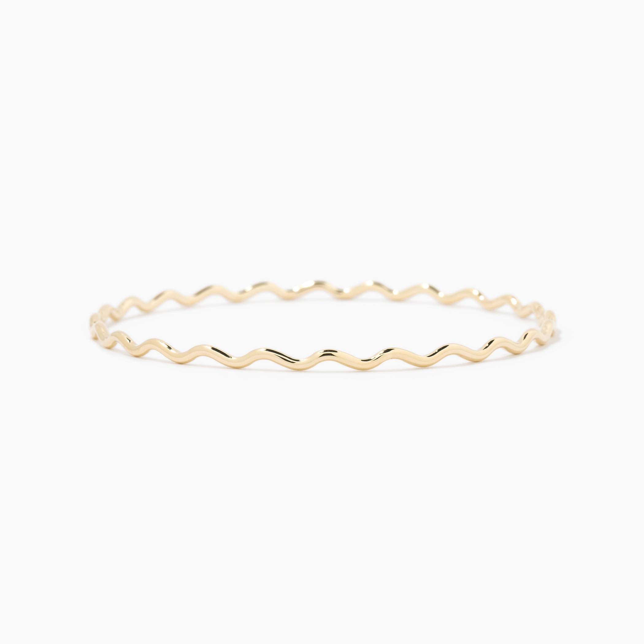 The Wavy Bangle – Yearly Co.