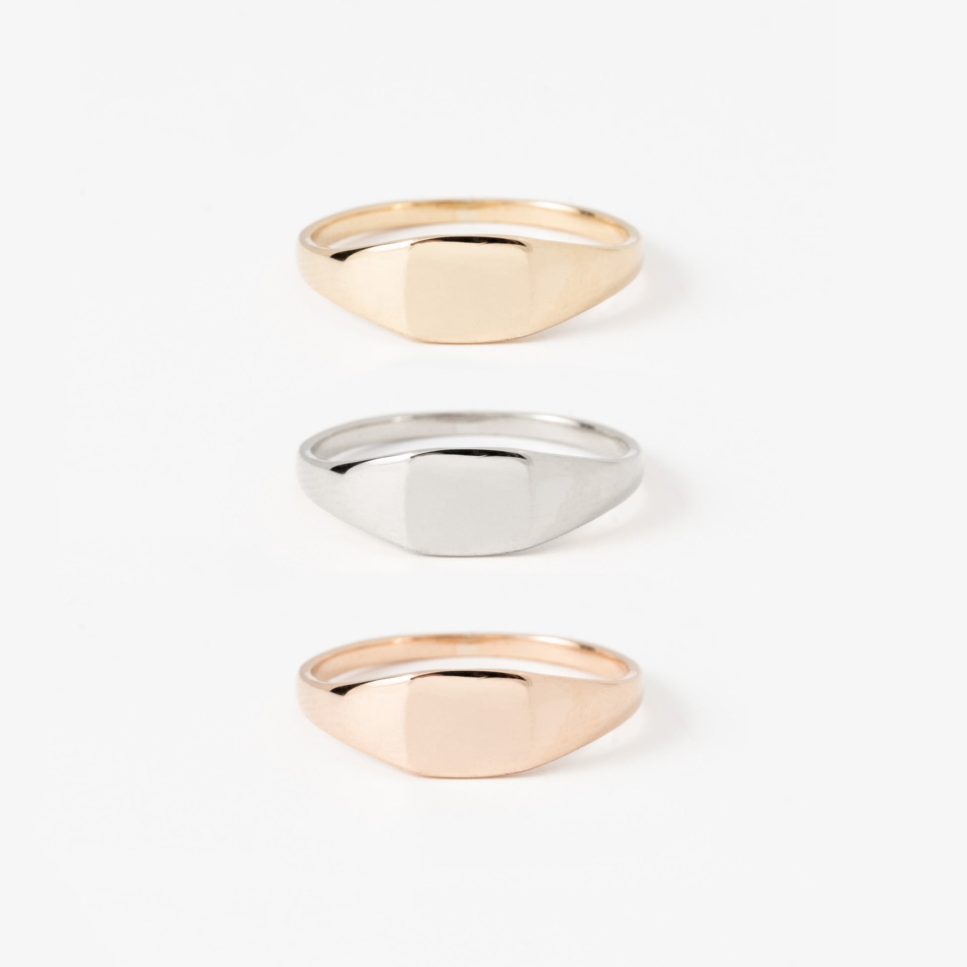 The Mini Signet Ring – Yearly Co.